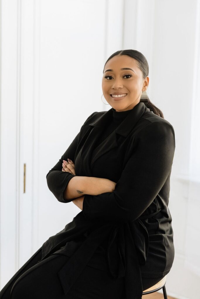 About Us | Starlene Alves, Founder and Practicing Attorney